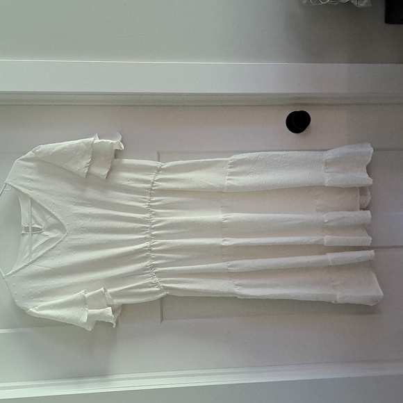 unknown | Dresses | New Vneck Flutter Sleeve Tiered Midi Dress White ...